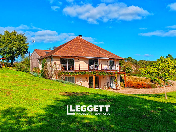 Maison à vendre - Senillé-Saint-Sauveur - 7 pièces - 3 chambres