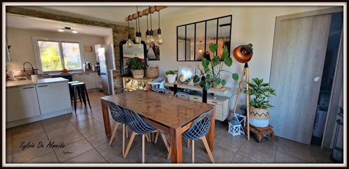 Maison à vendre - Replonges - 5 pièces - 4 chambres