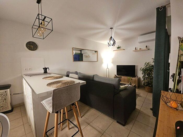 Appartement à louer - Centre, Vallauris - 2 pièces - 1 chambre