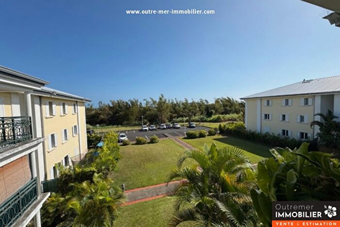 Sainte-Suzanne, Quartier Français, Sainte-Vivienne : Appartement 4 pièces à vendre