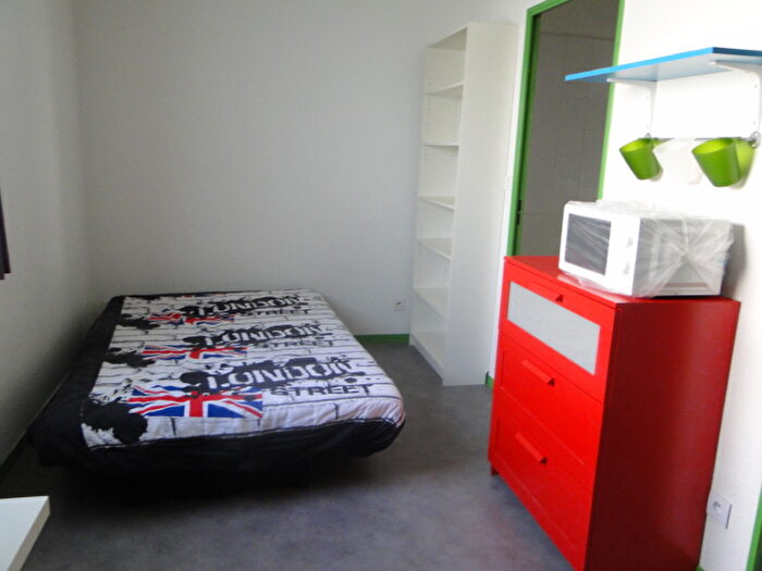 Appartement à louer - Clermont-Ferrand, Saint-Jacques - 1 pièce