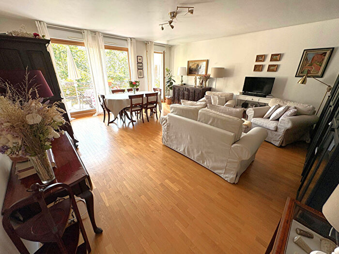 Saint-Cyr-l'École, Centre-ville - Appartement 4 pièces à vendre