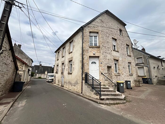 Appartement 4 pièces à louer à Mauregny-en-Haye