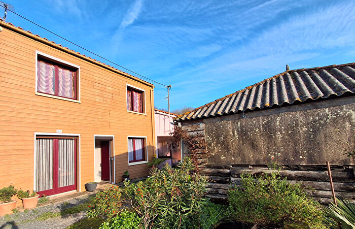 Maison à vendre - La Limouzinière - 2 pièces - 1 chambre