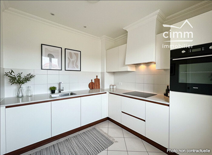 Appartement à vendre - Fontaine, Centre-ville, Mairie - 2 pièces - 1 chambre