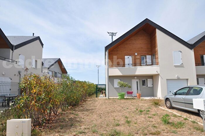 Maison à louer - Saint-Pryvé-Saint-Mesmin - 5 pièces - 4 chambres