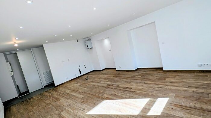 Salins-les-Thermes - Appartement 2 pièces à vendre