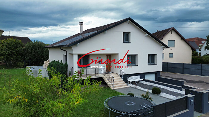 Maison à vendre - Wittenheim, Centre-ville - 5 pièces - 4 chambres