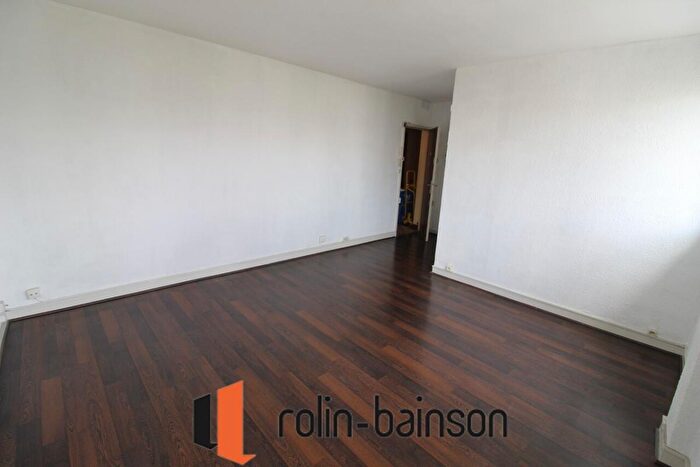 Appartement à louer - Villeurbanne, République, Tolstoi - 2 pièces - 1 chambre