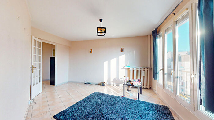 Appartement à vendre - Saint-Ouen, Centre-ville - 4 pièces - 3 chambres