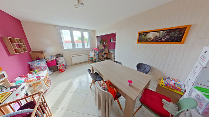 Appartement 4 pièces à vendre à Châtellerault, Ozon