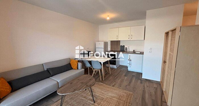 Appartement 3 pièces à louer à Ternay
