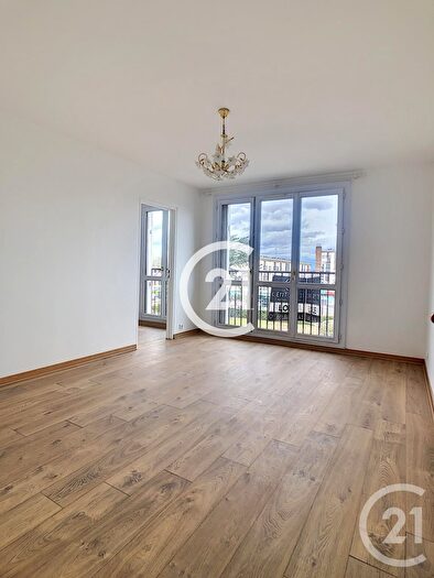 Brétigny-sur-Orge, Moinerie : Appartement 3 pièces à louer