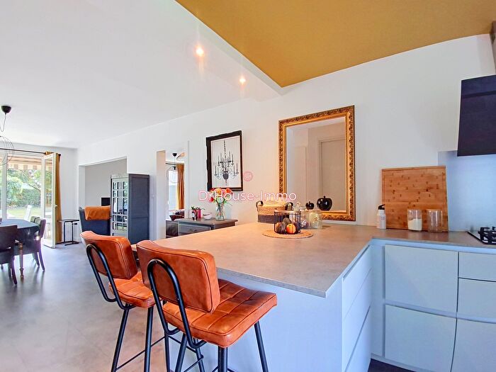 Maison 7 pièces à vendre à Saint-Hilaire-du-Harcouët