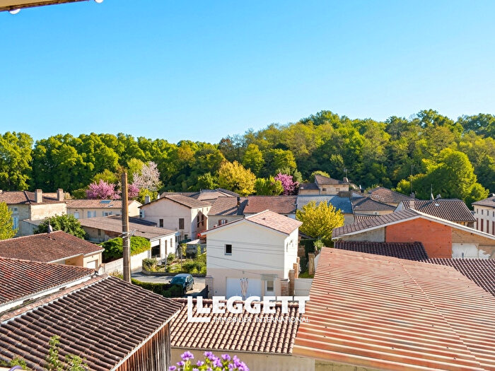 Caumont-sur-Garonne : Maison 5 pièces à vendre