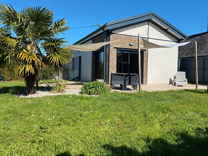 Maison à vendre - La Suze-sur-Sarthe - 4 pièces - 3 chambres