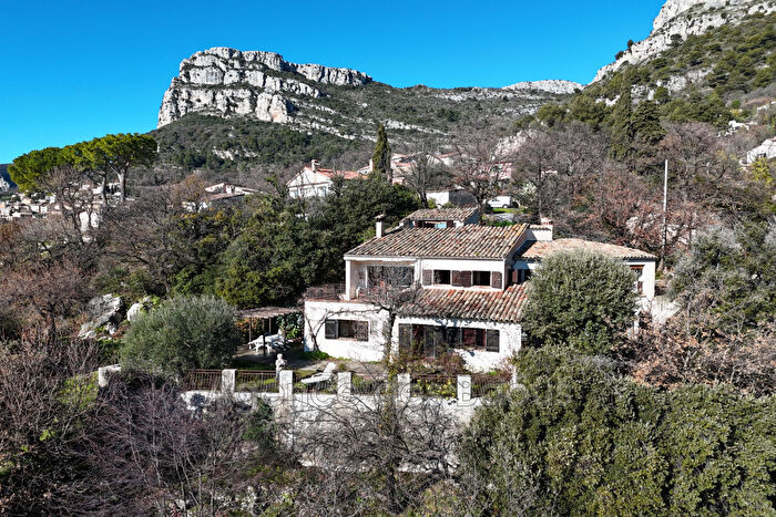 Saint-Jeannet : Maison 5 pièces à vendre