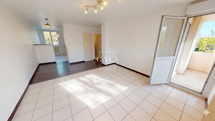 Appartement 3 pièces à vendre à Grenoble, Bajatière