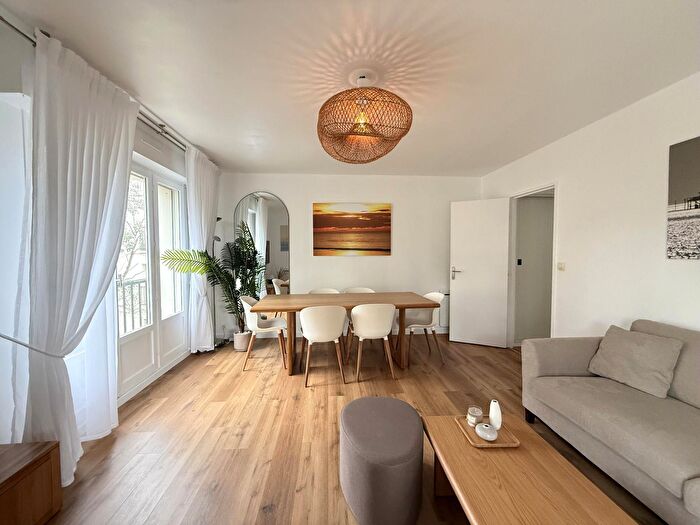 Appartement à louer - Angers, Doutre, Saint-Jacques - 3 pièces - 2 chambres