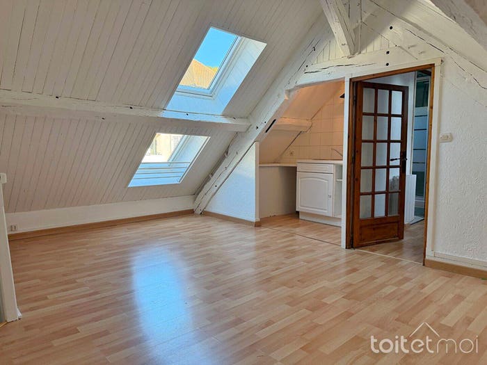 Coteau Sud, Chevreuse : Appartement 1 pièce à louer