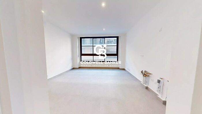 Appartement 1 pièce à Cannes, Prado, République, à vendre