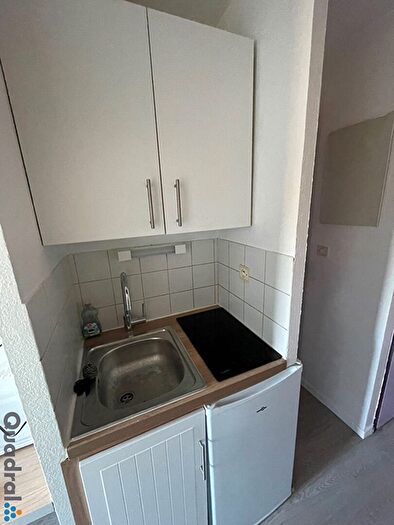 Appartement à louer - Aix-en-Provence, Pont de lArc - 1 pièce