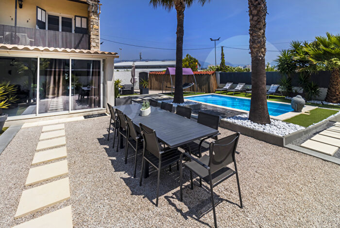 Maison à vendre - La Seyne-sur-Mer, Nord - 5 pièces - 3 chambres