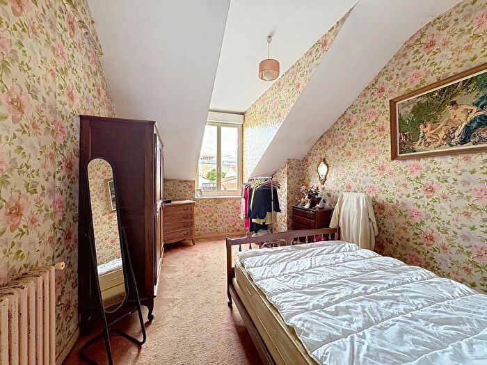 Angoulême, Sillac, La Grande Garenne : Maison 5 pièces à vendre