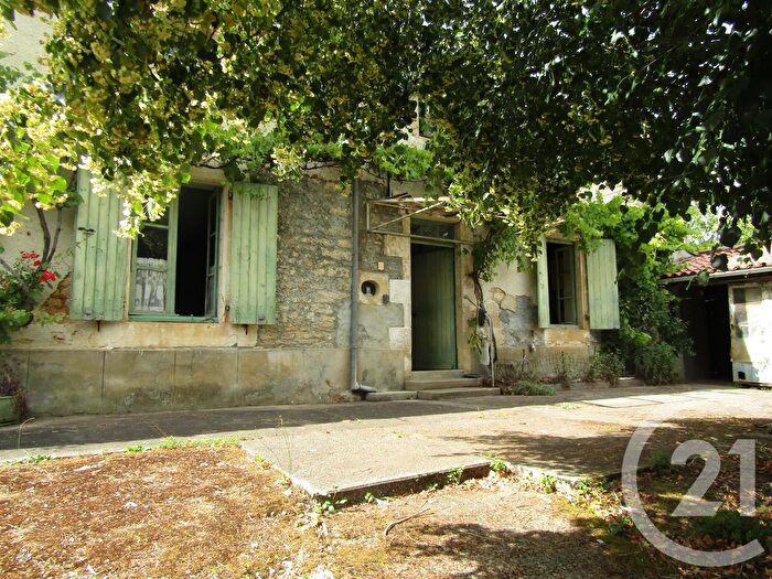 Lezay : Maison 3 pièces à vendre