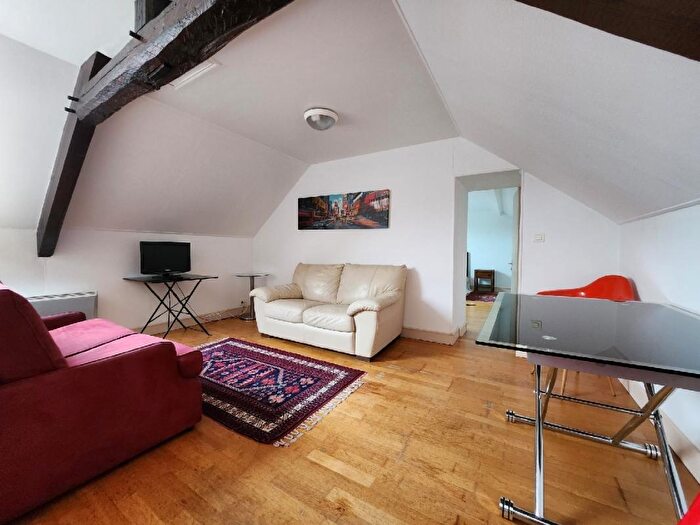 Appartement à louer - Coye-la-Forêt - 2 pièces - 1 chambre