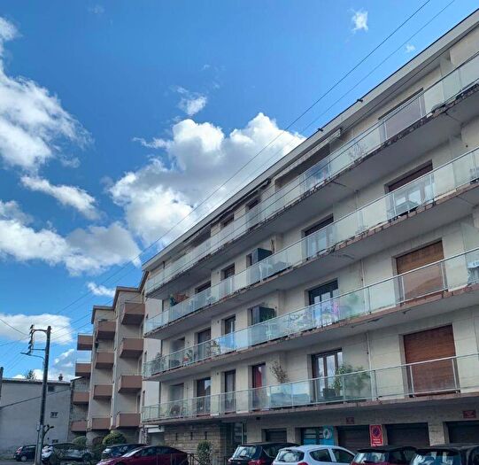 Appartement à louer - Arsonval, Brive-la-Gaillarde - 2 pièces - 1 chambre