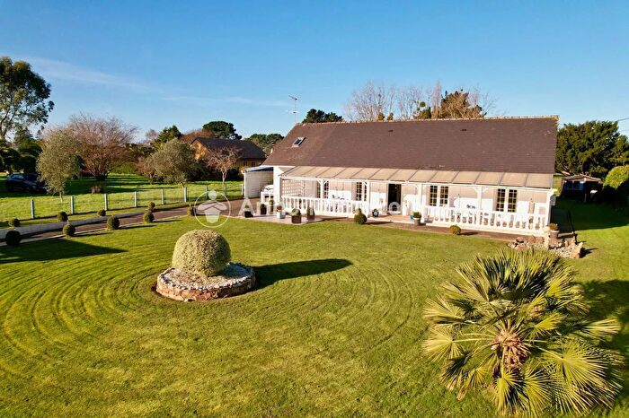 Maison à vendre - Plouha - 4 pièces - 2 chambres