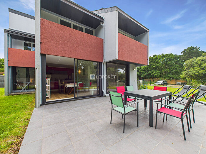 Maison à vendre - Combrit - 8 pièces - 4 chambres