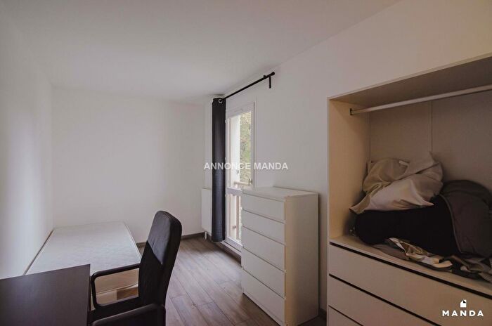 Appartement 5 pièces à Mantes-la-Jolie, Gassicourt, à louer
