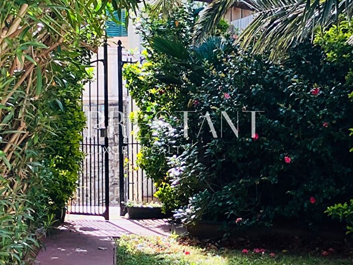 Appartement 4 pièces à vendre - Biarritz, Centre-ville Ouest