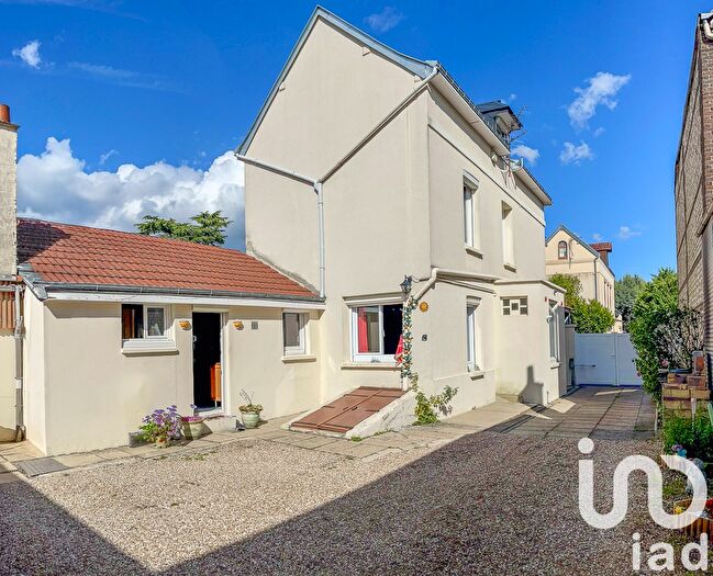 Maison à vendre - Saint-Étienne-du-Rouvray, Bic Auber, Parc Fleury - 6 pièces - 4 chambres