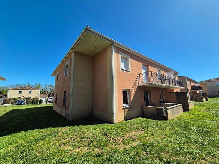 Appartement à louer - Nord, Pont-Saint-Esprit - 2 pièces - 1 chambre