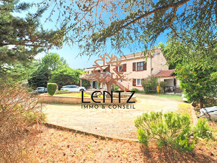 Pierrevert : Maison 9 pièces à vendre