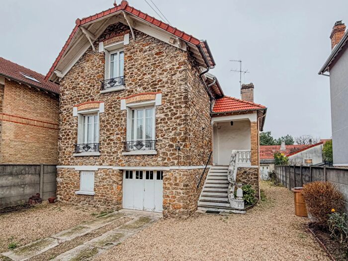 Maison à vendre - Villemomble, Les Coquetiers - 6 pièces - 4 chambres