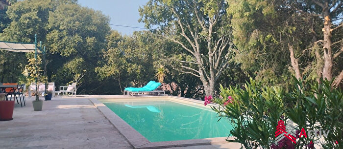 Maison à vendre - Ginasservis - 5 pièces - 4 chambres