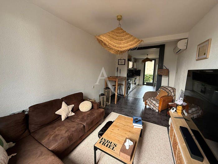 Domairan-Saint Michel-Moulin Vert-Saint Jacques-L'Étoile, Carcassonne : Appartement 3 pièces à louer