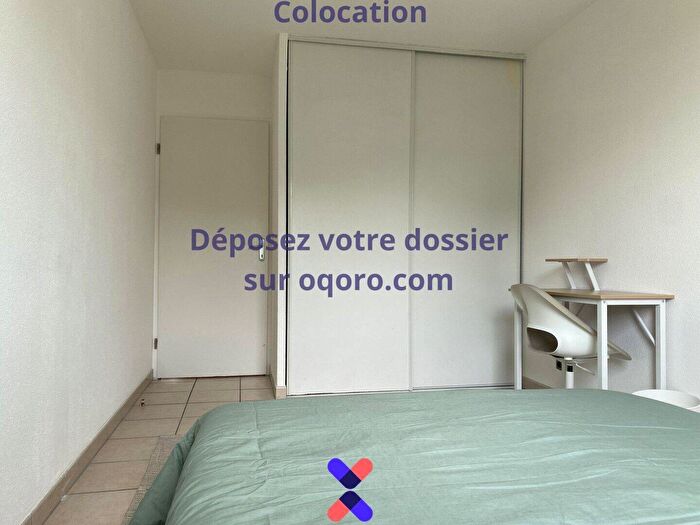 Aunettes Ouest, Évry-Courcouronnes : Appartement 4 pièces à louer