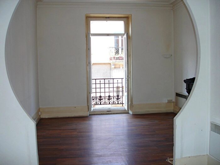 Appartement 1 pièce à Grenoble, Championnet, à louer
