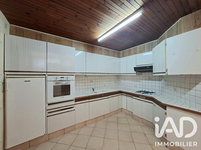Maison 6 pièces à Lille, Fives, à vendre