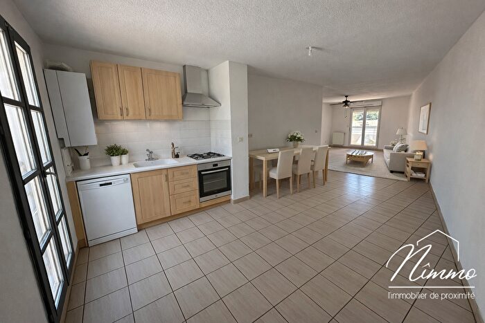 Appartement à vendre - Tarascon, Centre-ville, Château, Condamine - 3 pièces - 2 chambres