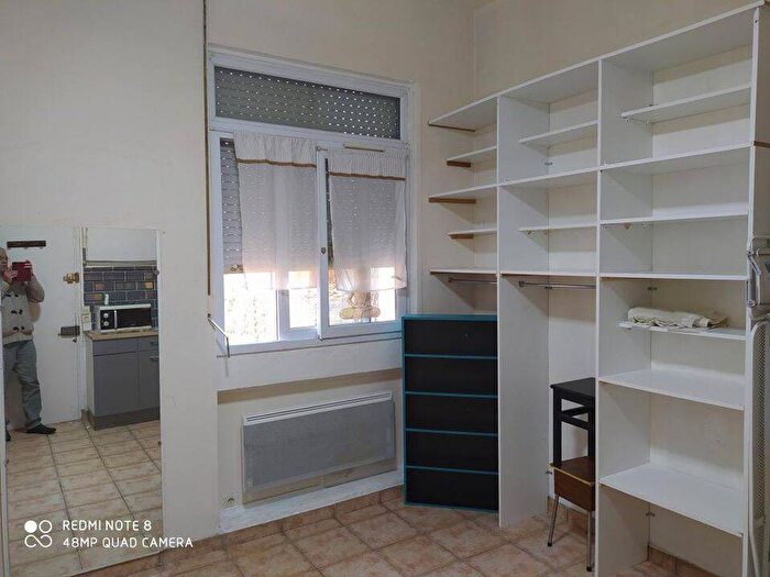 Reine-Mairie, Boulogne-Billancourt : Appartement 1 pièce à louer