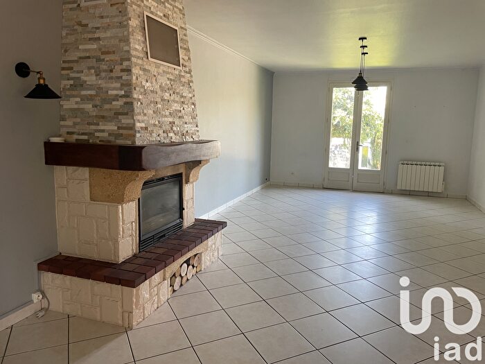 Maison à vendre - Salles-dAngles - 5 pièces - 3 chambres