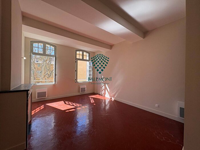 Appartement à louer - Centre Ville, Aix-en-Provence - 2 pièces - 1 chambre