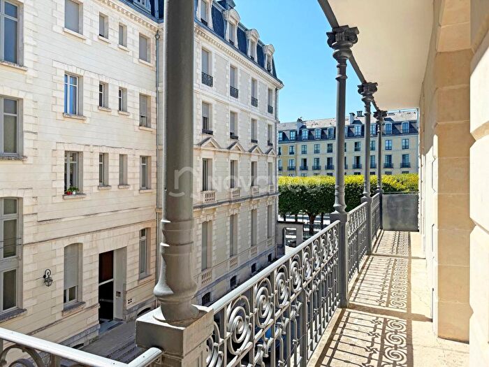 Appartement 7 pièces à vendre à Pau, Centre-ville