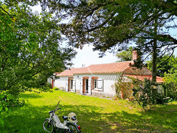 Le Perrier : Maison 3 pièces à vendre
